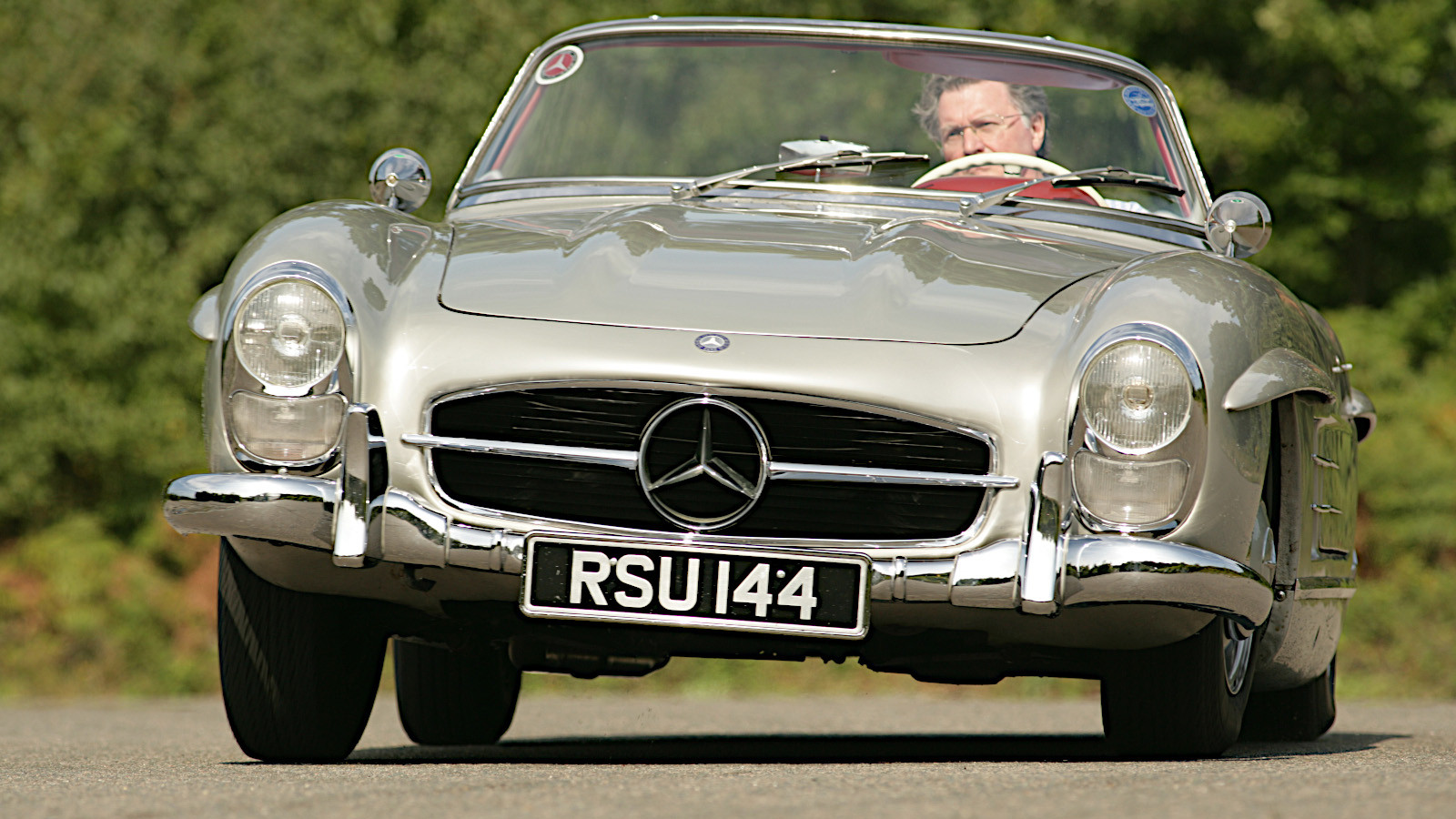 29 fast classic roadsters | Classic & Sports Car