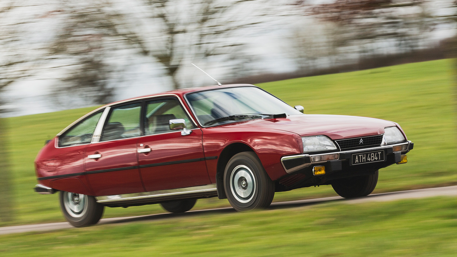 10 coches clásicos que parecen hatchbacks, pero no lo son | Classic ...