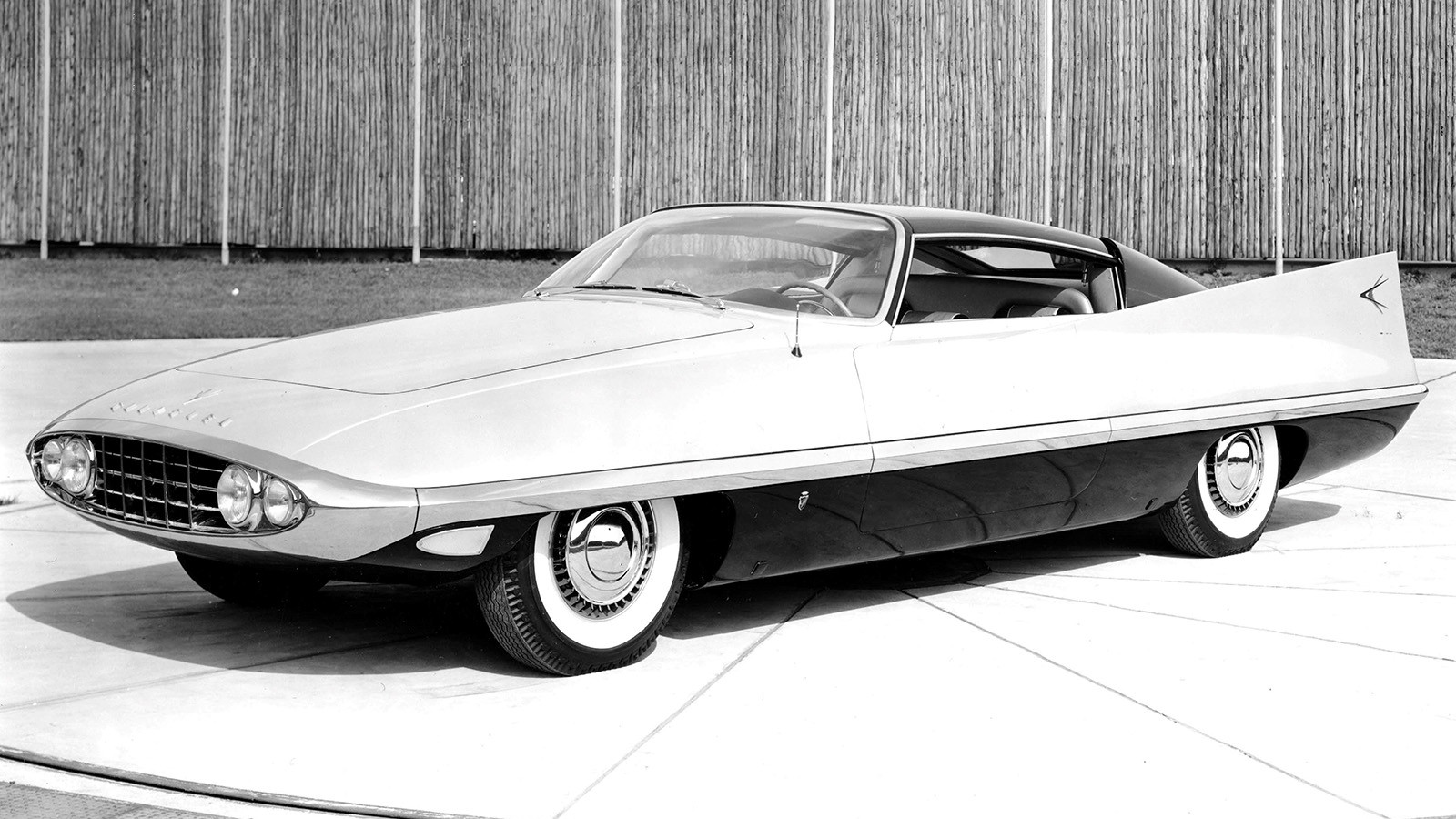 21 tolle Oldtimer mit Heckflossen | Classic & Sports Car